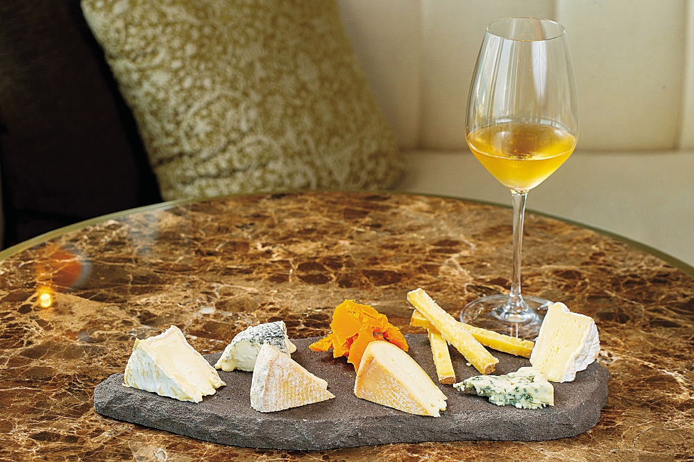 香港「Caprice Bar」邂逅葡萄酒起士完美戀曲｜TRAVELER Luxe旅人誌