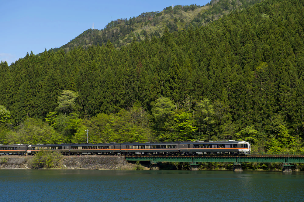 JR高山本線，探索中部飛驒古都的祕境地方線｜TRAVELER Luxe旅人誌