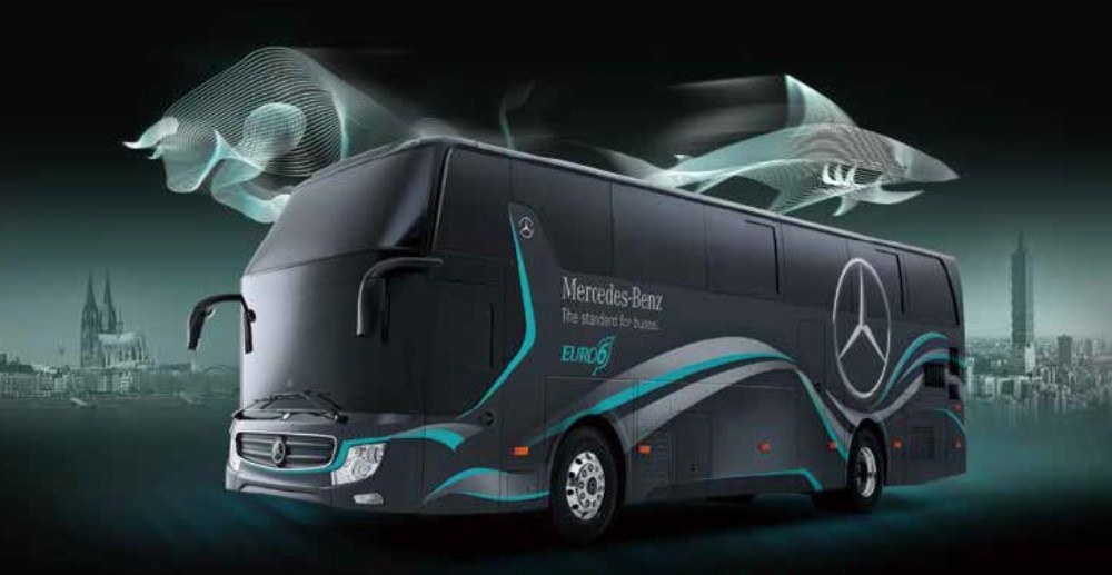 首次專為台設計！Mercedes-Benz OC500 戴姆勒賓士六期大客車，頂級工藝‧與世界一起犇馳的移動城堡｜TRAVELER Luxe旅人誌