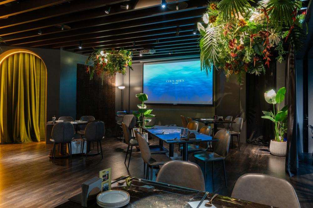 台北大安泰式餐酒館春申泰殿 × 實驗酒吧 unDer lab 推自然系輕酒精品牌 Figo！環境、菜單、調飲全新升級南洋森林風 ...